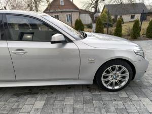 BMW 530 2009 in Ludza, with an engine capacity of 3.00 L and mileage of 294 thousand km for 9950 €, photo 19 on AUTOMOTO.COM.LV