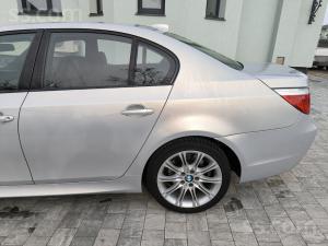 BMW 530 2009 in Ludza, with an engine capacity of 3.00 L and mileage of 294 thousand km for 9950 €, photo 21 on AUTOMOTO.COM.LV