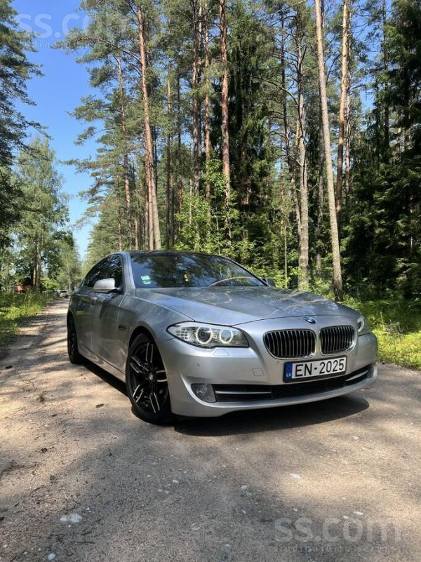 BMW 530 2010 Valmiera, ar dzinēja tilpumu 3.00 L un nobraukumu 253 tūkst. km par 9250 €, foto 1 vietnē AUTOMOTO.COM.LV