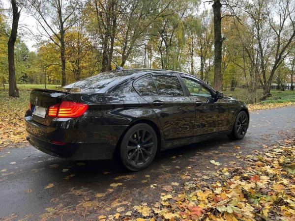 BMW 530 2010 in Kaunas, with an engine capacity of 3.00 L and mileage of 0 thousand km for 9000 €, photo 3 on AUTOMOTO.COM.LV