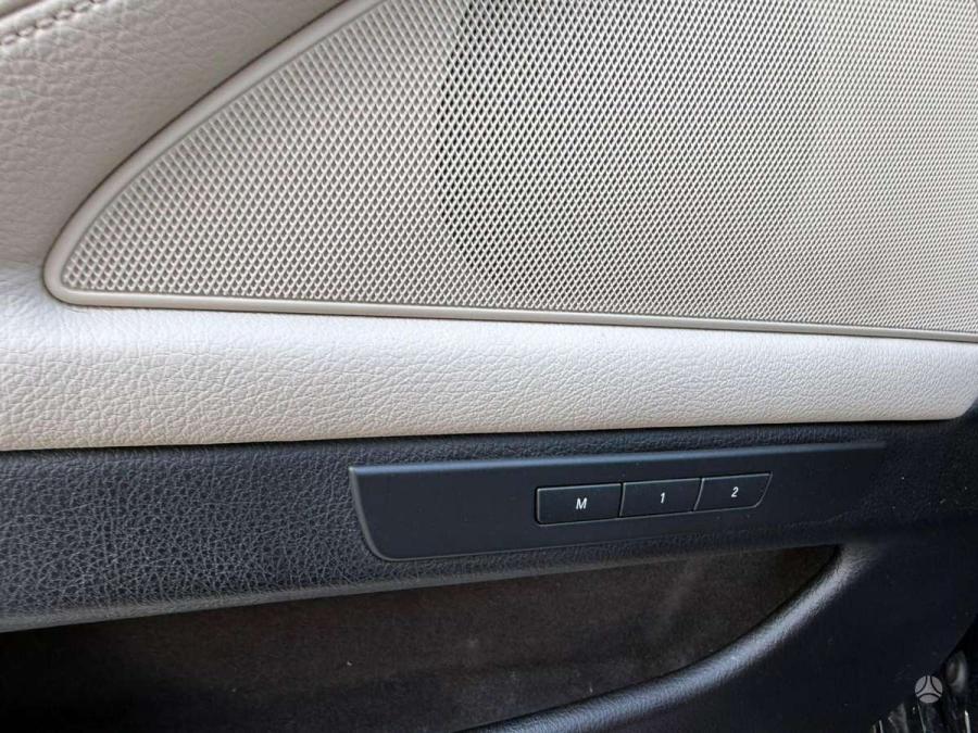 BMW 530 2010 in Palanga, with an engine capacity of 2.99 L and mileage of 238 thousand km for 7900 €, photo 10 on AUTOMOTO.COM.LV
