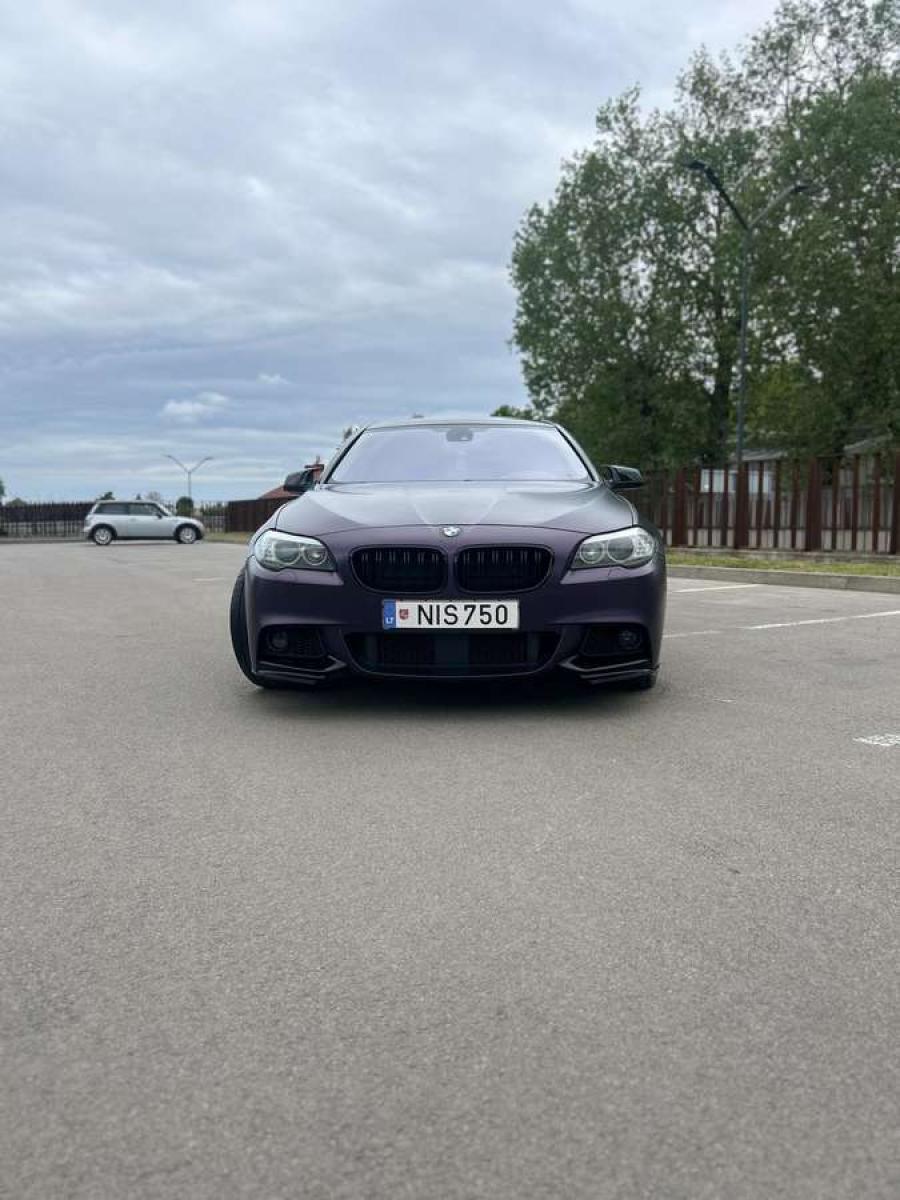 BMW 530 2010 in Marijampole, with an engine capacity of 3.00 L and mileage of 368 thousand km for 10000 €, photo 3 on AUTOMOTO.COM.LV