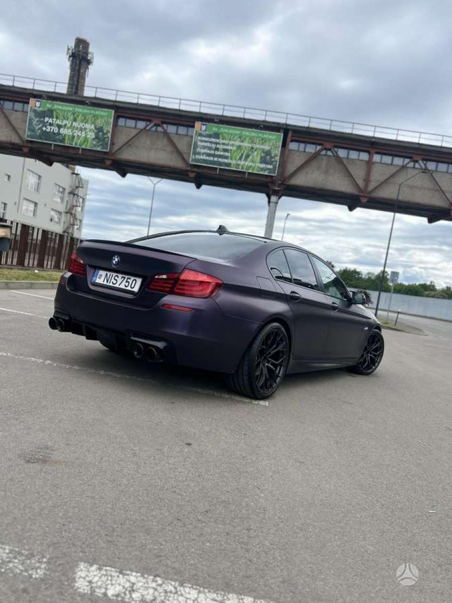 BMW 530 2010 in Marijampole, with an engine capacity of 3.00 L and mileage of 368 thousand km for 10000 €, photo 9 on AUTOMOTO.COM.LV
