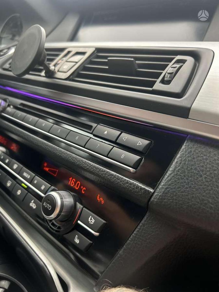 BMW 530 2010 in Marijampole, with an engine capacity of 3.00 L and mileage of 368 thousand km for 10000 €, photo 22 on AUTOMOTO.COM.LV