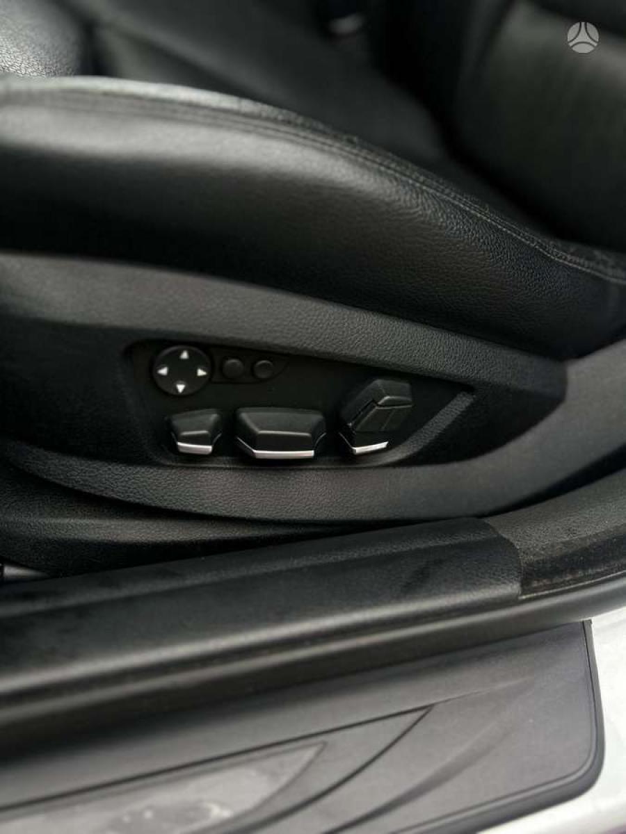 BMW 530 2010 in Marijampole, with an engine capacity of 3.00 L and mileage of 368 thousand km for 10000 €, photo 28 on AUTOMOTO.COM.LV