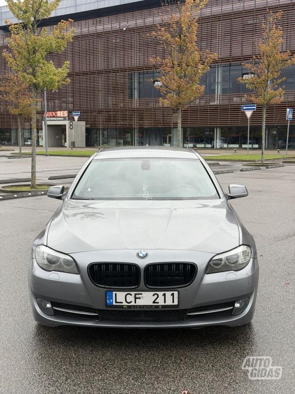 BMW 530 2010 Klaipėda, ar dzinēja tilpumu 3.00 L un nobraukumu 0 tūkst. km par 7600 €, foto 6 vietnē AUTOMOTO.COM.LV