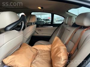 BMW 530 2011 in Riga, with an engine capacity of 3.00 L and mileage of 321 thousand km for 9000 €, photo 16 on AUTOMOTO.COM.LV
