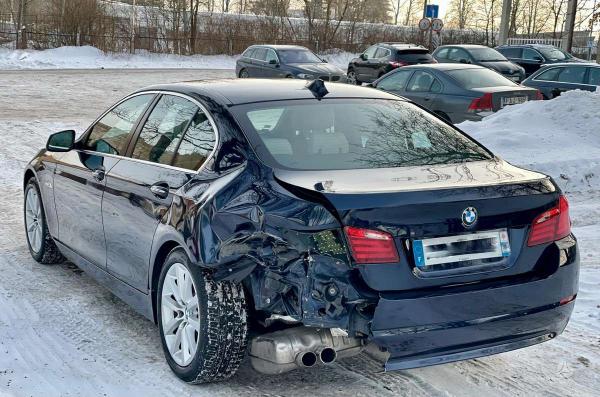 BMW 530 2011 Raseiniai, ar dzinēja tilpumu 3.00 L un nobraukumu 147 tūkst. km par 5499 €, foto 5 vietnē AUTOMOTO.COM.LV