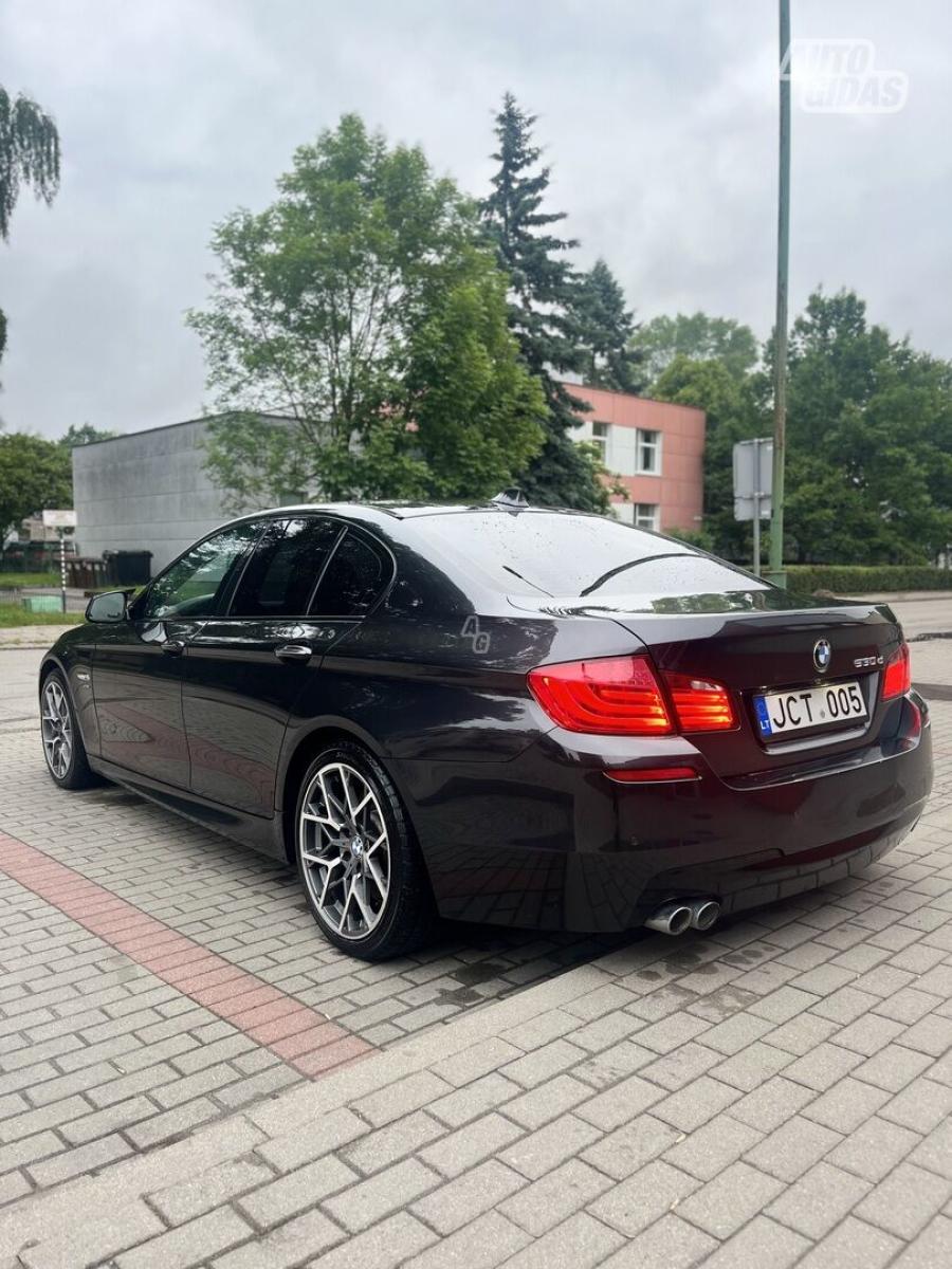 BMW 530 2011 in Klaipeda, with an engine capacity of 3.00 L and mileage of 370 thousand km for 11200 €, photo 8 on AUTOMOTO.COM.LV