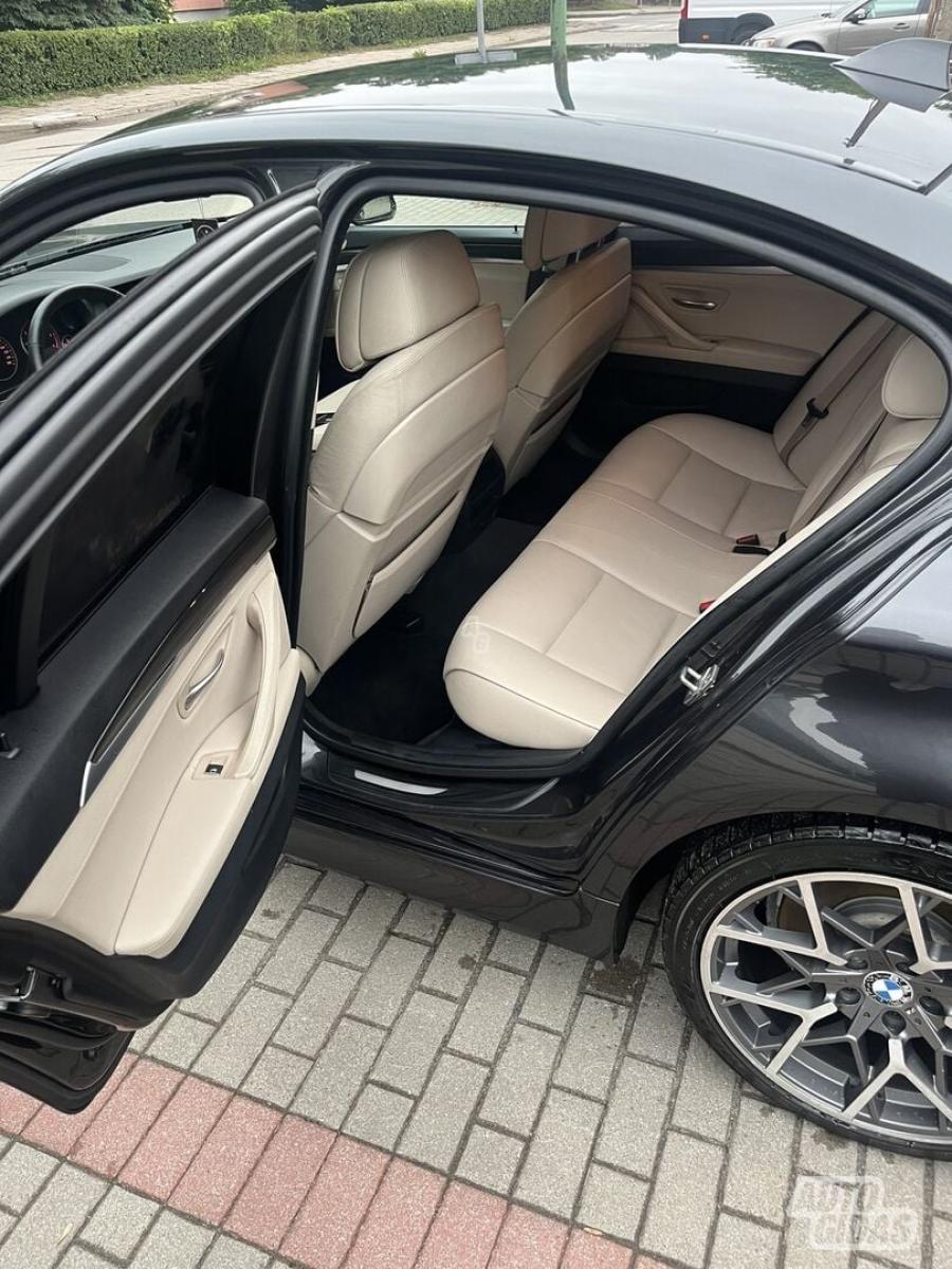 BMW 530 2011 in Klaipeda, with an engine capacity of 3.00 L and mileage of 370 thousand km for 11200 €, photo 15 on AUTOMOTO.COM.LV