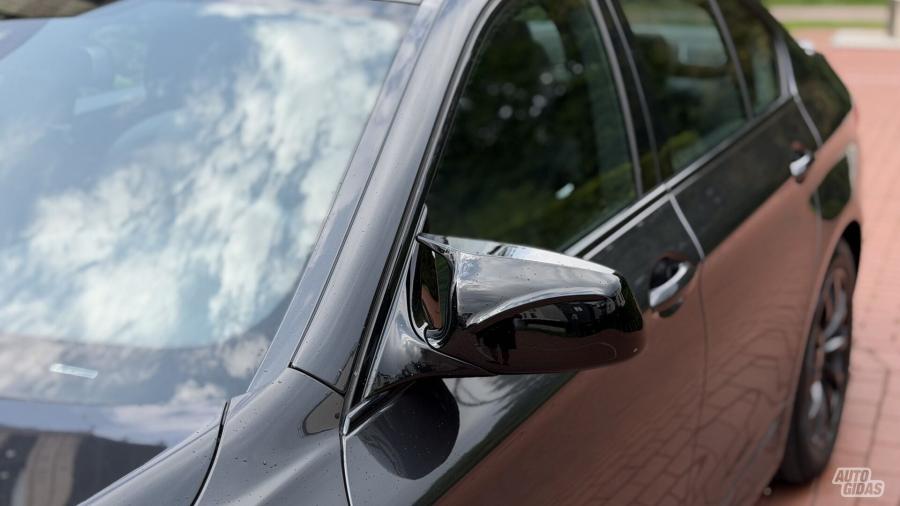 BMW 530 2011 Viļņa, ar dzinēja tilpumu 3.00 L un nobraukumu 398 tūkst. km par 9500 €, foto 14 vietnē AUTOMOTO.COM.LV