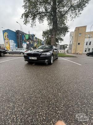 BMW 530 2011 in Vilnius, with an engine capacity of 3.00 L and mileage of 335 thousand km for 7500 €, photo 4 on AUTOMOTO.COM.LV