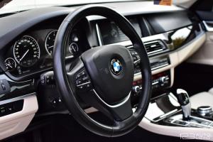 BMW 530 2014 in Kretinga, with an engine capacity of 3.00 L and mileage of 269 thousand km for 13700 €, photo 26 on AUTOMOTO.COM.LV