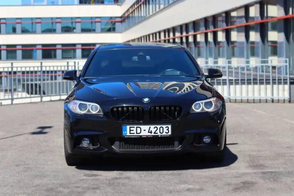BMW 530 2014 Rīga, ar dzinēja tilpumu 3.00 L un nobraukumu 282 tūkst. km par 11980 €, foto 2 vietnē AUTOMOTO.COM.LV
