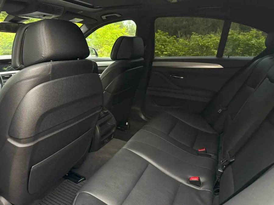 BMW 530 2014 Rīga, ar dzinēja tilpumu 3.00 L un nobraukumu 282 tūkst. km par 11980 €, foto 15 vietnē AUTOMOTO.COM.LV