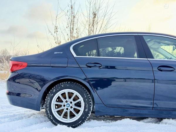 BMW 530 2017 Šauļi, ar dzinēja tilpumu 2.00 L un nobraukumu 196 tūkst. km par 17950 €, foto 9 vietnē AUTOMOTO.COM.LV