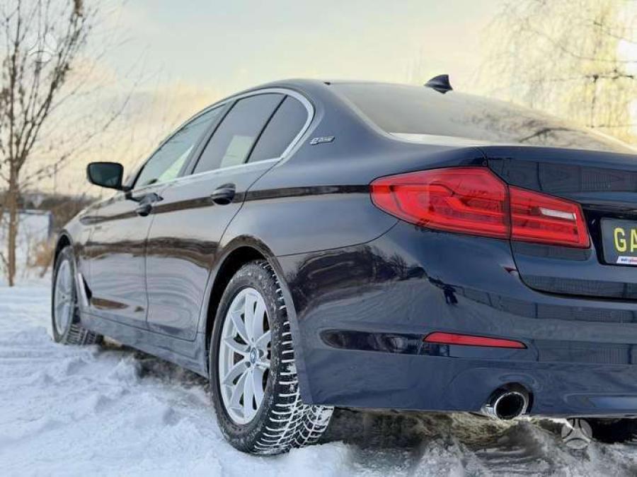 BMW 530 2017 in Siauliai, with an engine capacity of 2.00 L and mileage of 196 thousand km for 17950 €, photo 7 on AUTOMOTO.COM.LV