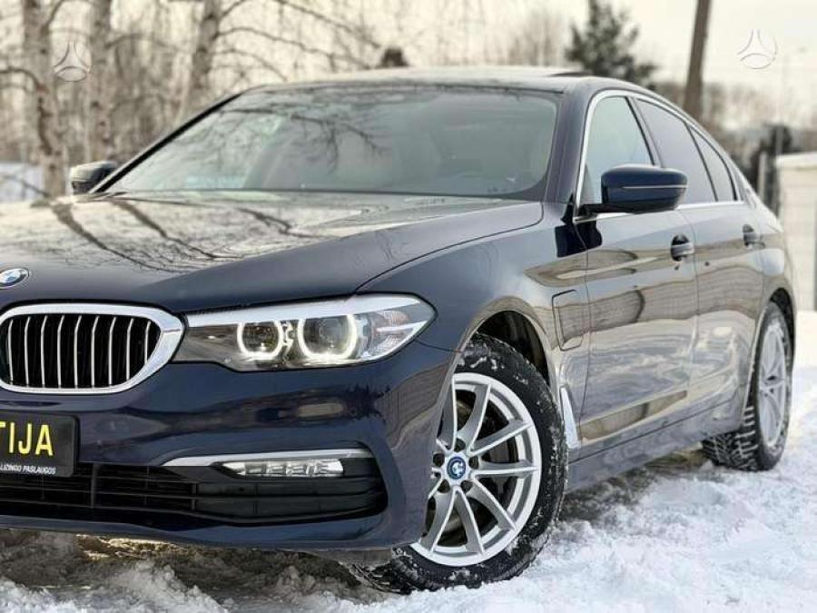 BMW 530 2017 in Siauliai, with an engine capacity of 2.00 L and mileage of 196 thousand km for 17950 €, photo 16 on AUTOMOTO.COM.LV