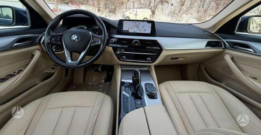 BMW 530 2017 in Siauliai, with an engine capacity of 2.00 L and mileage of 196 thousand km for 17950 €, photo 24 on AUTOMOTO.COM.LV