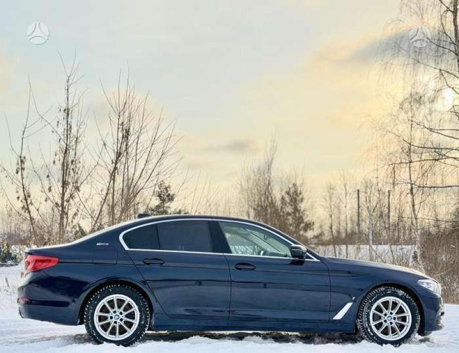 BMW 530 2017 in Siauliai, with an engine capacity of 2.00 L and mileage of 196 thousand km for 17950 €, photo 14 on AUTOMOTO.COM.LV