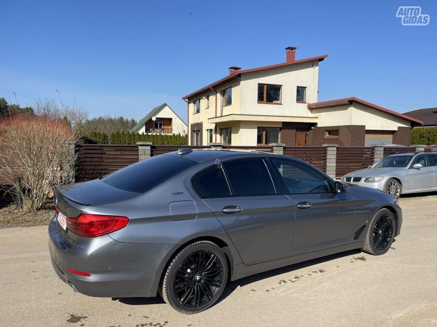 BMW 530 2017 in Ukmerge, with an engine capacity of 2.00 L and mileage of 232 thousand km for 17700 €, photo 3 on AUTOMOTO.COM.LV