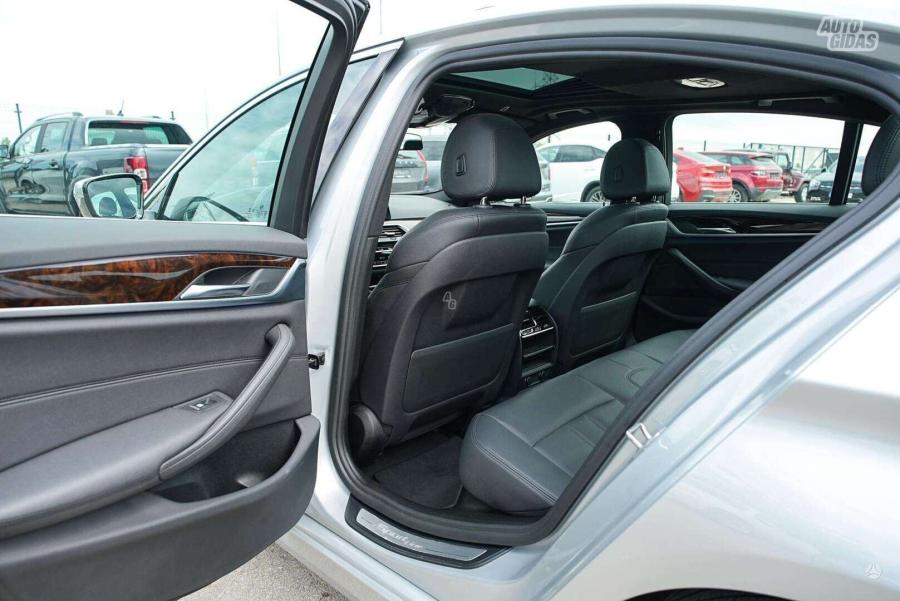 BMW 530 2017 Marijampole, ar dzinēja tilpumu 2.00 L un nobraukumu 183 tūkst. km par 16750 €, foto 29 vietnē AUTOMOTO.COM.LV