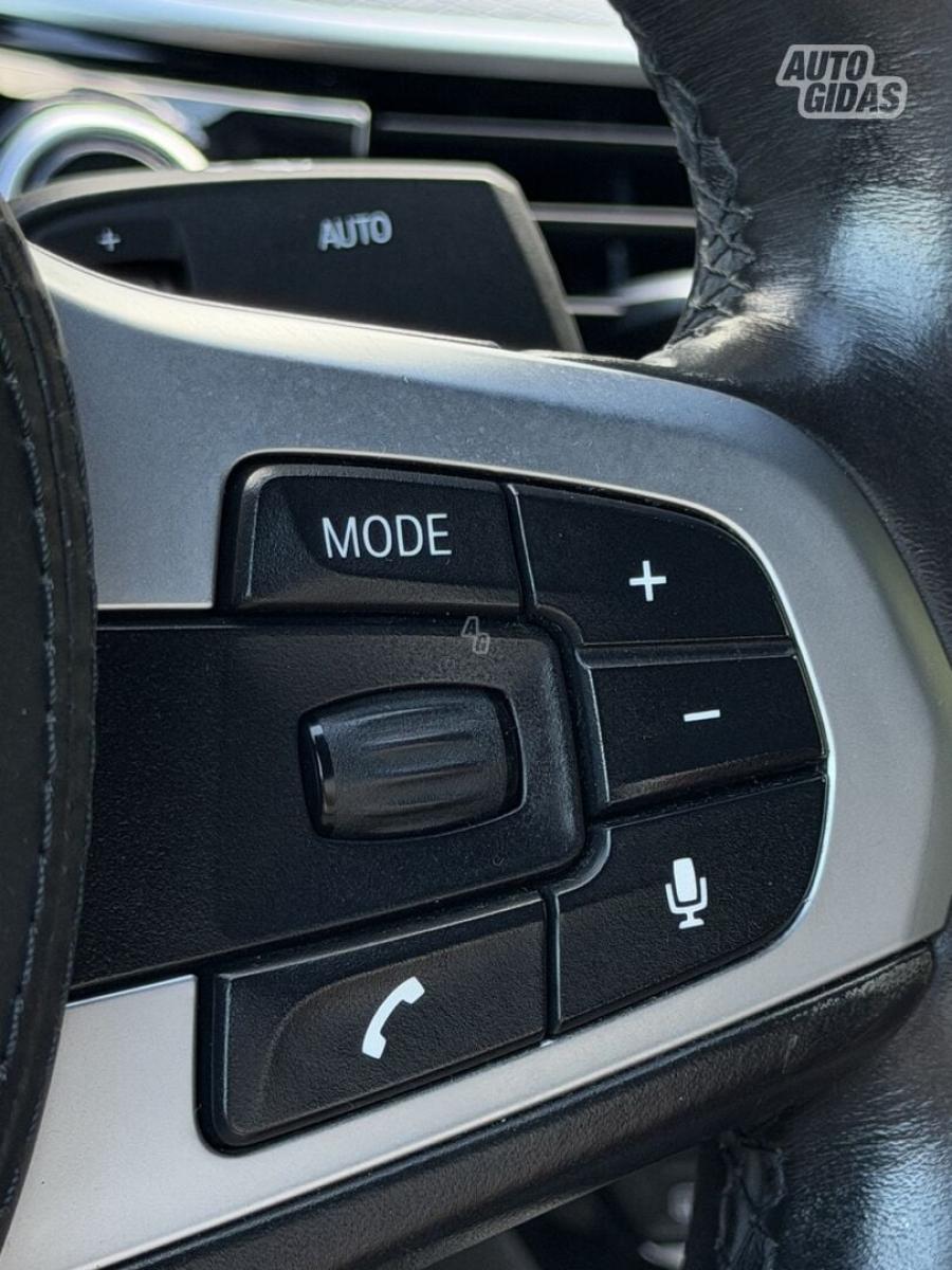 BMW 530 2017 in Vilnius, with an engine capacity of 2.00 L and mileage of 149 thousand km for 21900 €, photo 20 on AUTOMOTO.COM.LV