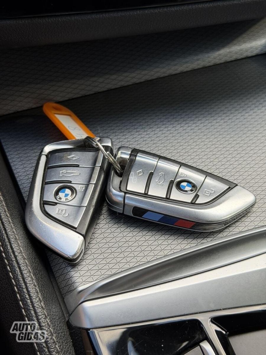 BMW 530 2017 in Vilnius, with an engine capacity of 2.00 L and mileage of 149 thousand km for 21900 €, photo 23 on AUTOMOTO.COM.LV