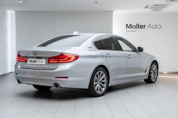 BMW 530 2017 Peetri, ar dzinēja tilpumu 2.00 L un nobraukumu 131 tūkst. km par 19500 €, foto 6 vietnē AUTOMOTO.COM.LV