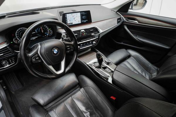 BMW 530 2017 Peetri, ar dzinēja tilpumu 2.00 L un nobraukumu 131 tūkst. km par 19500 €, foto 8 vietnē AUTOMOTO.COM.LV