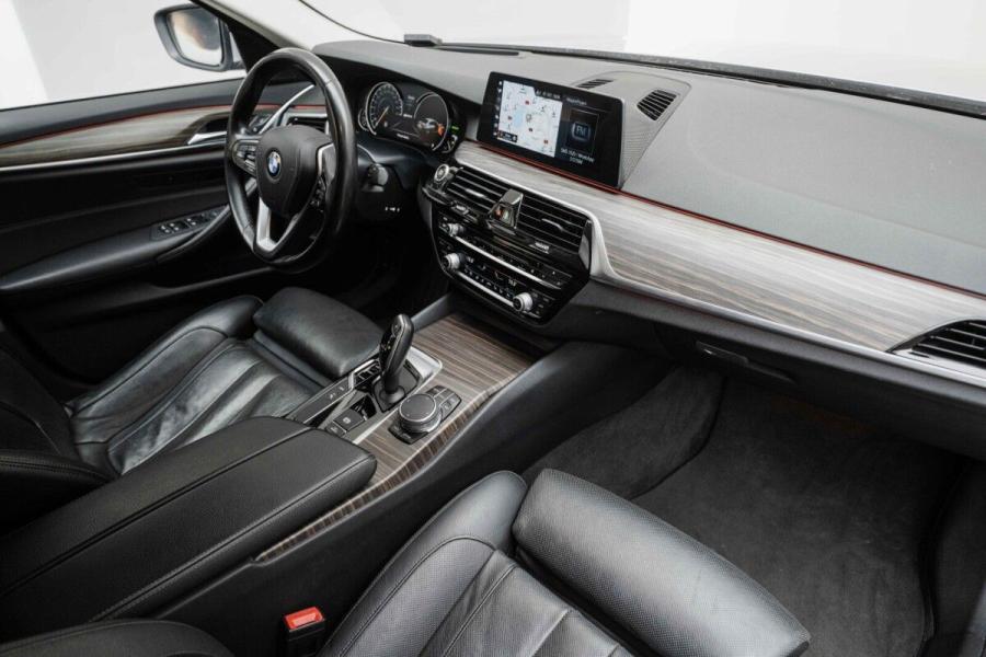 BMW 530 2017 Peetri, ar dzinēja tilpumu 2.00 L un nobraukumu 131 tūkst. km par 19500 €, foto 10 vietnē AUTOMOTO.COM.LV