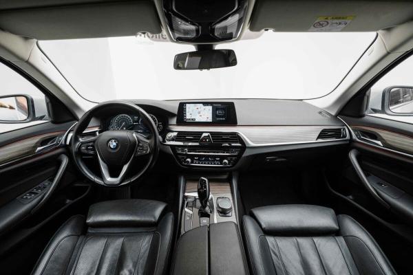 BMW 530 2017 Peetri, ar dzinēja tilpumu 2.00 L un nobraukumu 131 tūkst. km par 19500 €, foto 10 vietnē AUTOMOTO.COM.LV