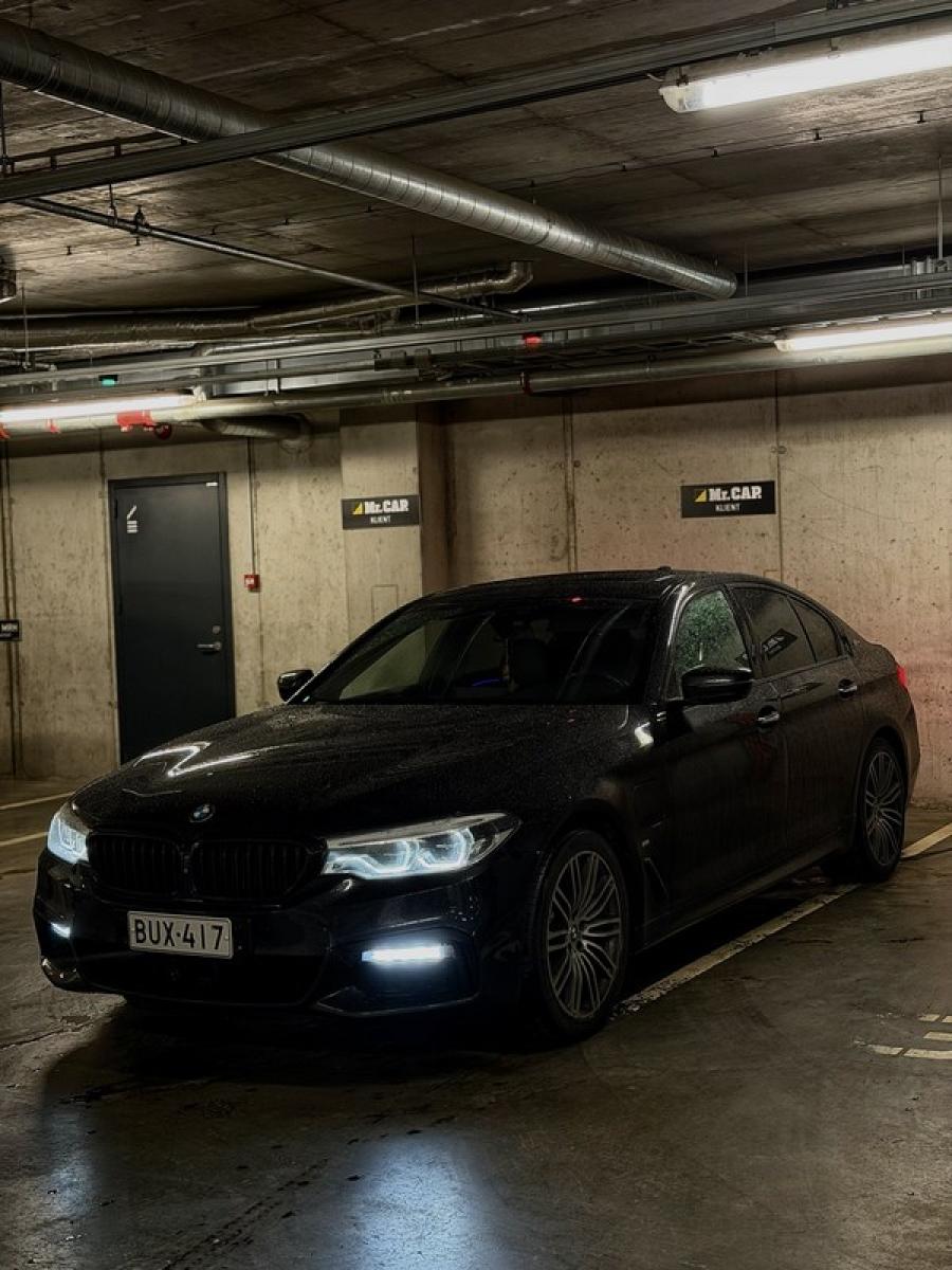 BMW 530 2017 Tallina, ar dzinēja tilpumu 2.00 L un nobraukumu 198 tūkst. km par 18999 €, foto 18 vietnē AUTOMOTO.COM.LV