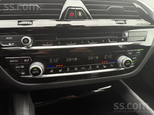 BMW 530 2018 in Riga, with an engine capacity of 3.00 L and mileage of 218 thousand km for 26620 €, photo 6 on AUTOMOTO.COM.LV