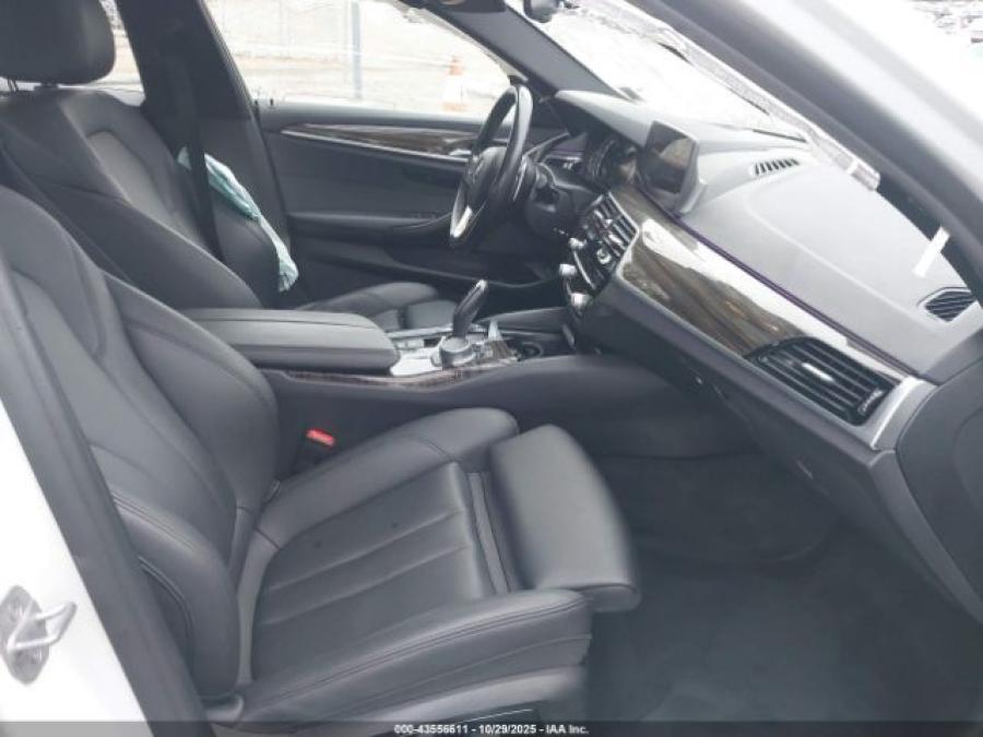 BMW 530 2018 in Klaipeda, with an engine capacity of 0.00 L and mileage of 0 thousand km for 9900 €, photo 5 on AUTOMOTO.COM.LV