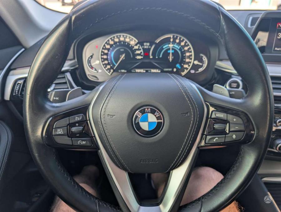 BMW 530 2019 in Kaunas, with an engine capacity of 2.00 L and mileage of 115 thousand km for 22000 €, photo 6 on AUTOMOTO.COM.LV