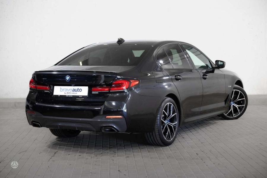 BMW 530 2022 Viļņa, ar dzinēja tilpumu 2.00 L un nobraukumu 100 tūkst. km par 39991 €, foto 12 vietnē AUTOMOTO.COM.LV