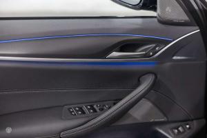 BMW 530 2022 Viļņa, ar dzinēja tilpumu 2.00 L un nobraukumu 100 tūkst. km par 39991 €, foto 28 vietnē AUTOMOTO.COM.LV