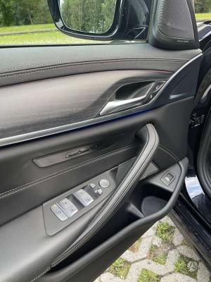 BMW 530 2022 Viļņa, ar dzinēja tilpumu 2.00 L un nobraukumu 75 tūkst. km par 40890 €, foto 13 vietnē AUTOMOTO.COM.LV