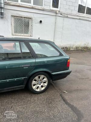BMW 530 1995 Viļņa, ar dzinēja tilpumu 3.00 L un nobraukumu 5 tūkst. km par 3550 €, foto  vietnē AUTOMOTO.COM.LV