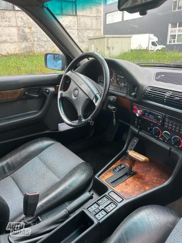 BMW 530 1995 in Vilnius, with an engine capacity of 3.00 L and mileage of 5 thousand km for 3550 €, photo 3 on AUTOMOTO.COM.LV