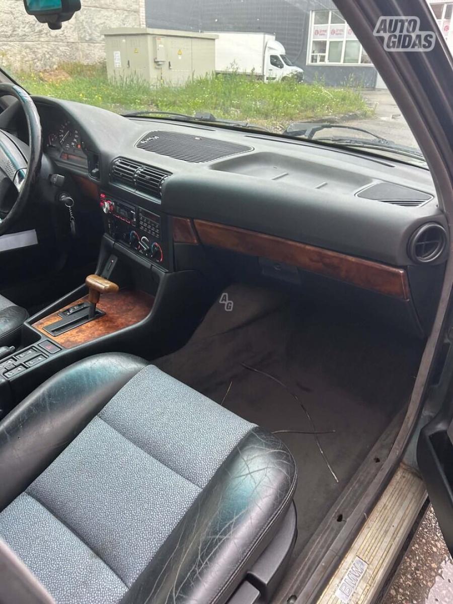 БМВ 530 1995 в Вильнюс, объемом двигателя 3.00 л и пробегом 5 тыс. км за 3550 €, фото 6 на AUTOMOTO.COM.LV