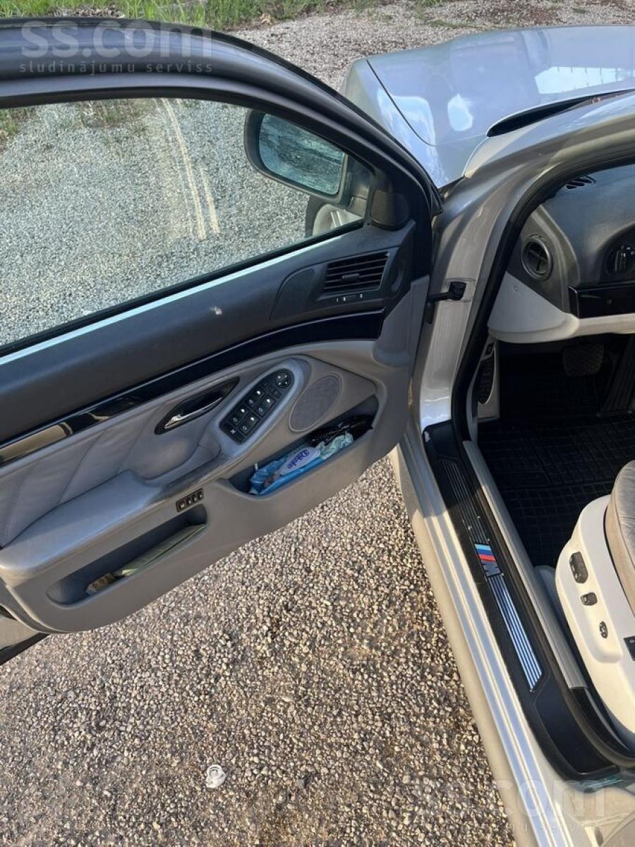 BMW 530 1999 in Rezekne, with an engine capacity of 3.00 L and mileage of 288 thousand km for 2850 €, photo 16 on AUTOMOTO.COM.LV