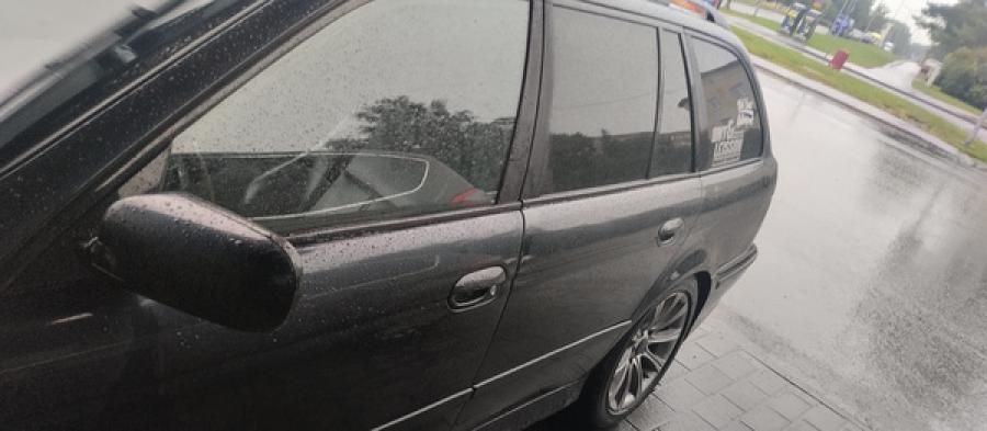BMW 530 1999 in Keila, with an engine capacity of 0.00 L and mileage of 336 thousand km for 1500 €, photo 3 on AUTOMOTO.COM.LV