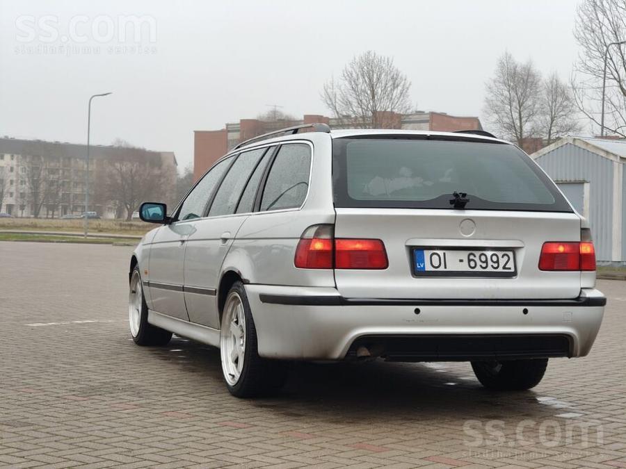 BMW 530 2000 in Cesis, with an engine capacity of 3.00 L and mileage of 447 thousand km for 2500 €, photo 3 on AUTOMOTO.COM.LV