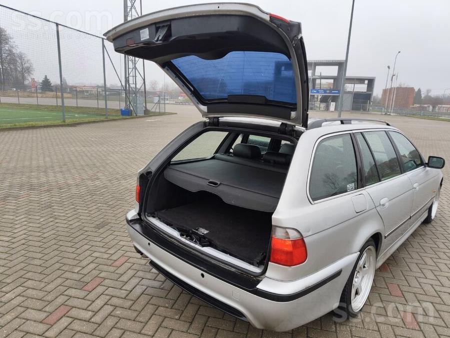 BMW 530 2000 in Cesis, with an engine capacity of 3.00 L and mileage of 447 thousand km for 2500 €, photo 7 on AUTOMOTO.COM.LV