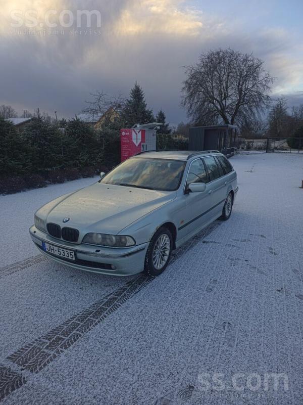 BMW 530 2000 in Riga, with an engine capacity of 3.00 L and mileage of 420 thousand km for 1900 €, photo 4 on AUTOMOTO.COM.LV