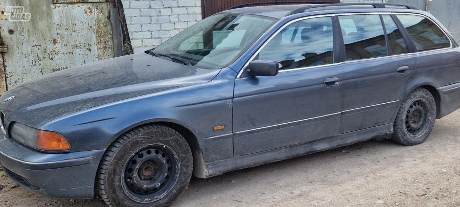 BMW 530 2000 Ukmergė, ar dzinēja tilpumu 3.00 L un nobraukumu 290 tūkst. km par 1100 €, foto 1 vietnē AUTOMOTO.COM.LV