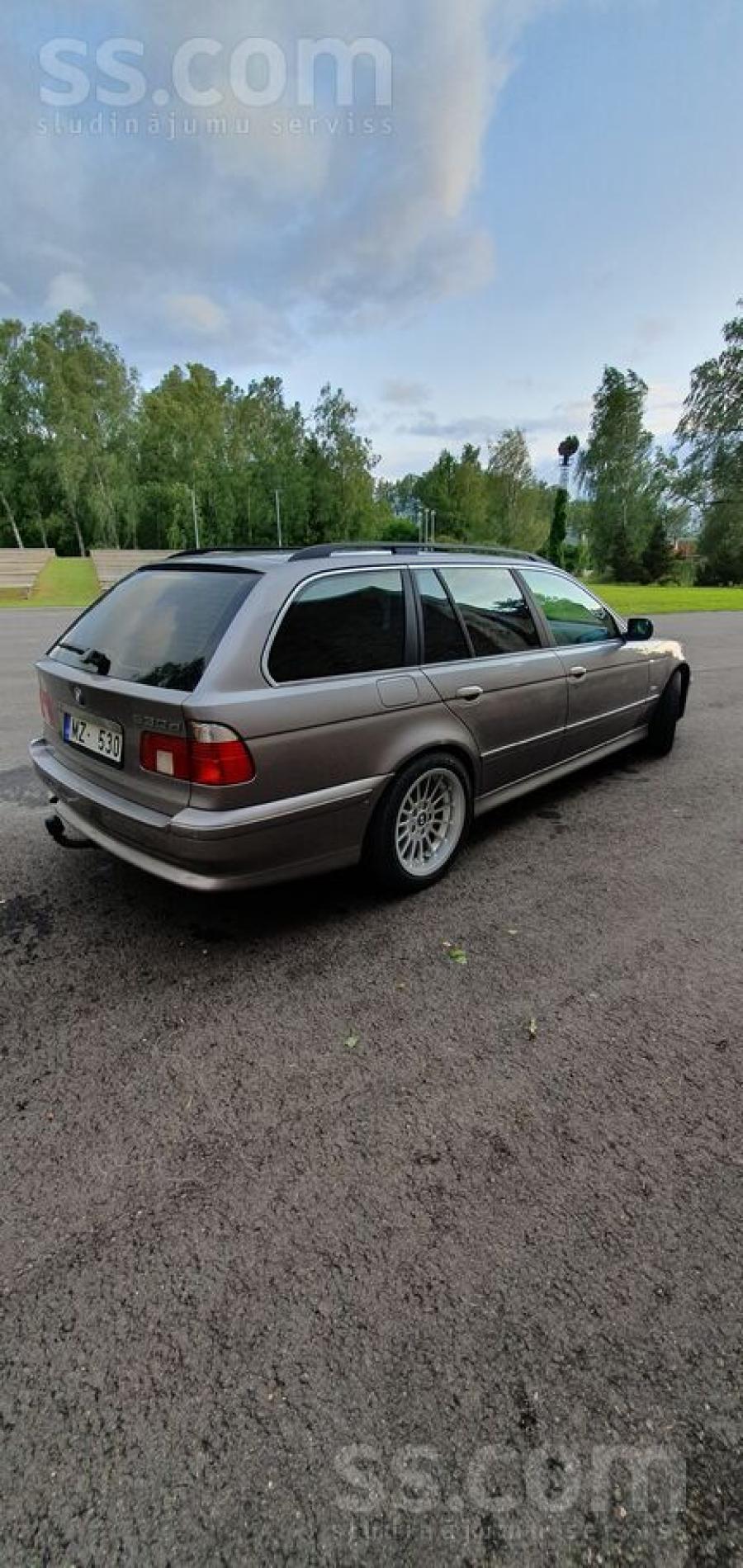 BMW 530 2001 in Aizkraukle, with an engine capacity of 3.00 L and mileage of 372 thousand km for 3500 €, photo 3 on AUTOMOTO.COM.LV