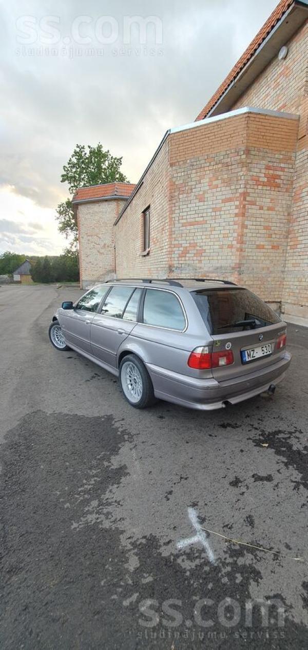 BMW 530 2001 in Aizkraukle, with an engine capacity of 3.00 L and mileage of 372 thousand km for 3000 €, photo 4 on AUTOMOTO.COM.LV